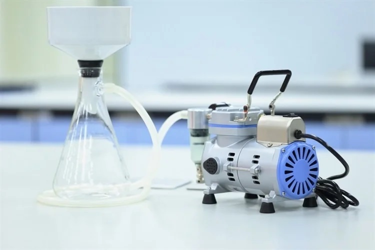 Importanța filtrării aerului pentru a reduce transmiterea infecțiilor