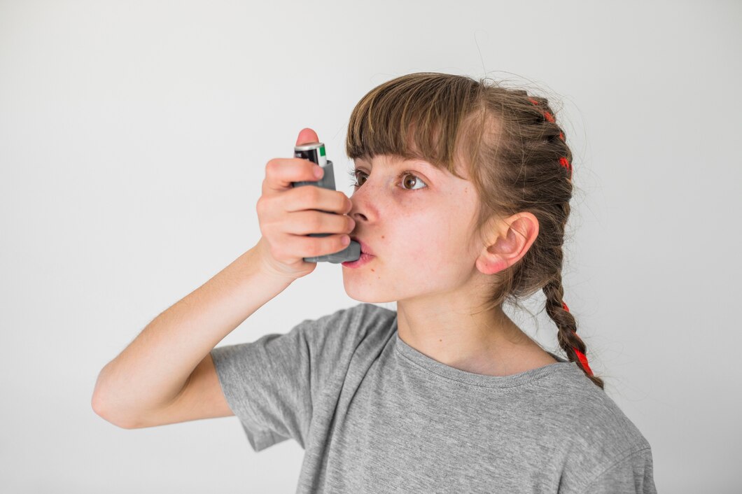 Relația dintre aportul caloric și riscul de astm la copii și adolescenți