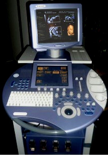 Vanzari ecografe 4D Voluson Expert | Anunturi medicale Bucuresti