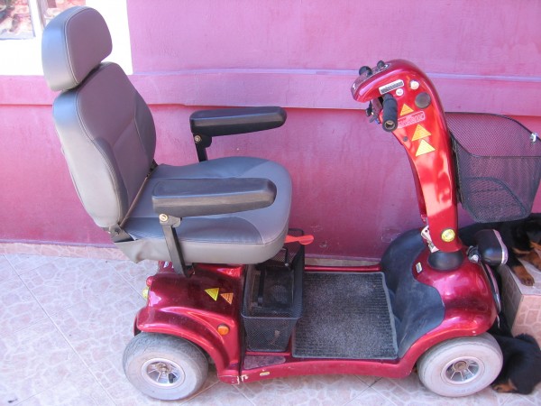 masinuta electrica handicap locomotor | Anunturi medicale Prahova