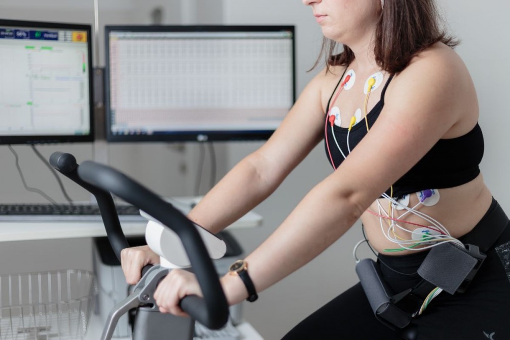 Test de efort cu ECG Labtech - EC-12RS sisetm ECG 12 canale de repaus ...